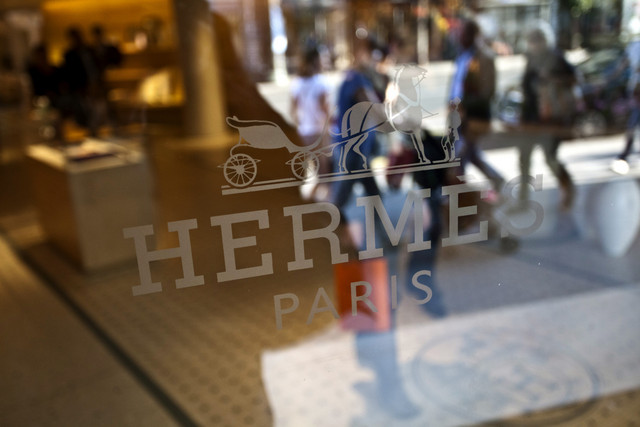 Hermes International SCA share price down, announces record 2013 profit ...