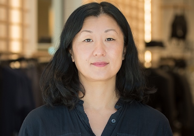 Lululemon shares gain for a second straight session on Tuesday, Sun ...